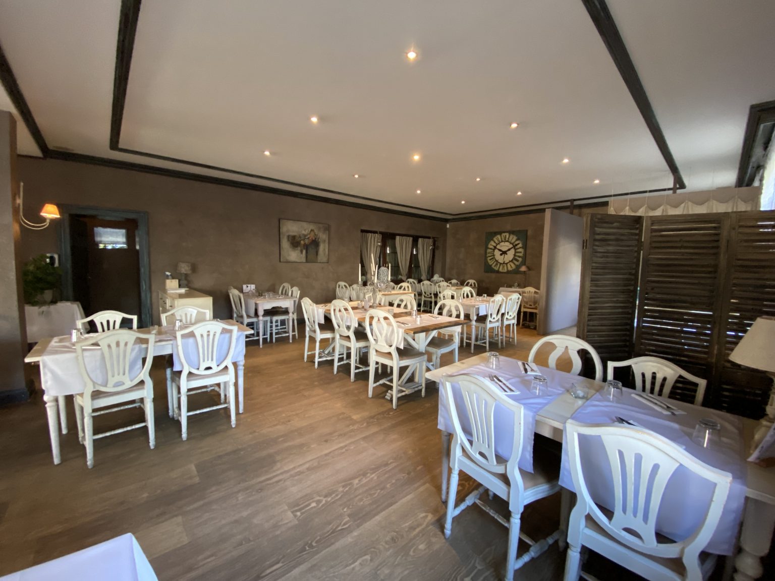 Avant-après : rénovation et design d’un restaurant italien – IDDIY ...